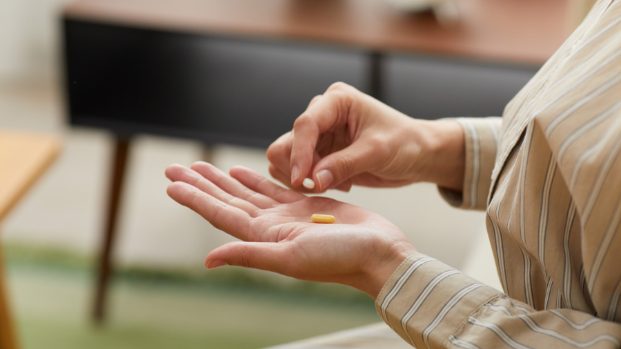 Taking NMN and Resveratrol Together: A Evidence-Based Overview - AgeMate
